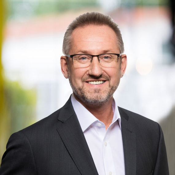 Contact persons - Niezgodka Armaturen